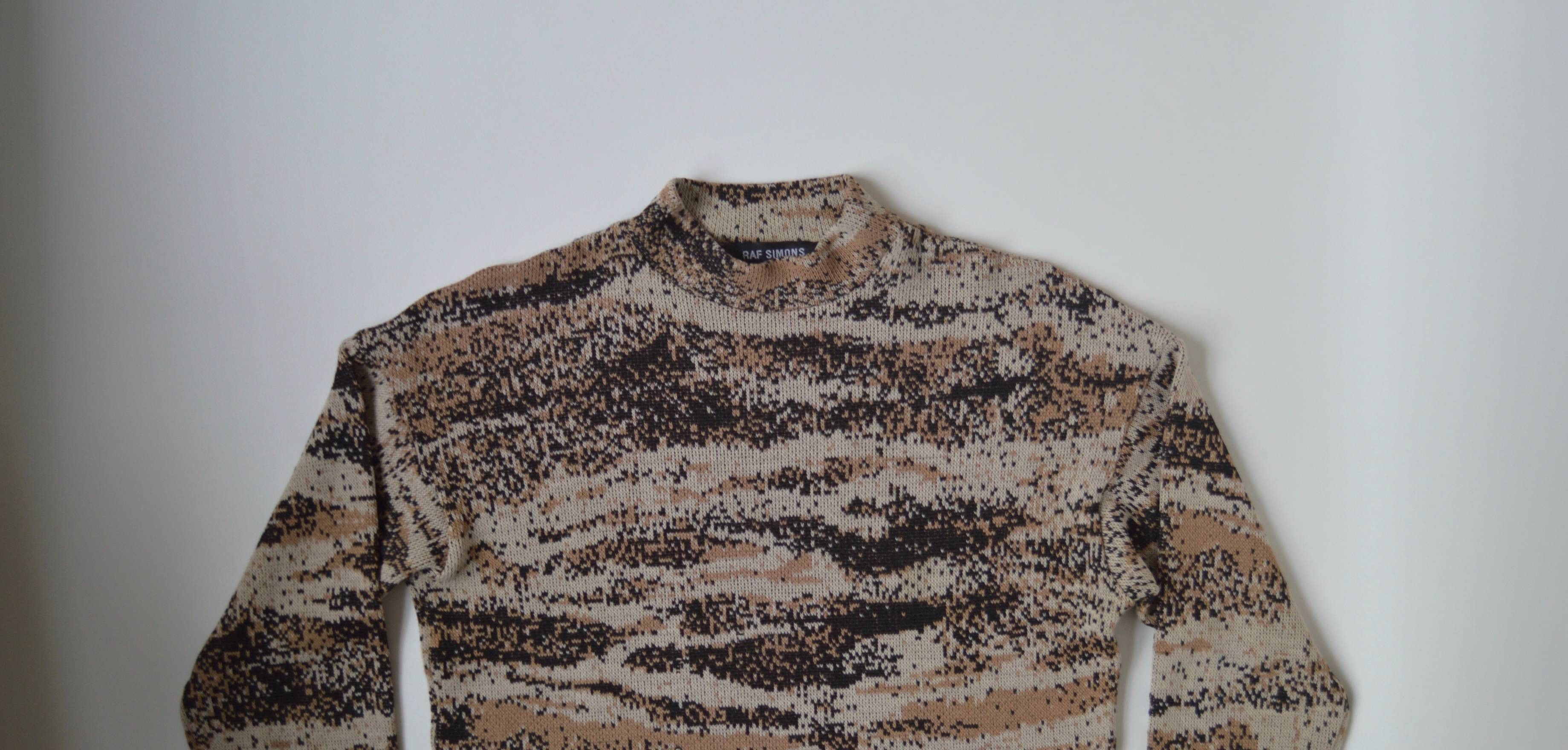 Raf Simons A/W 2002 'Virginia Creeper' Digi camo sweater | Grailed