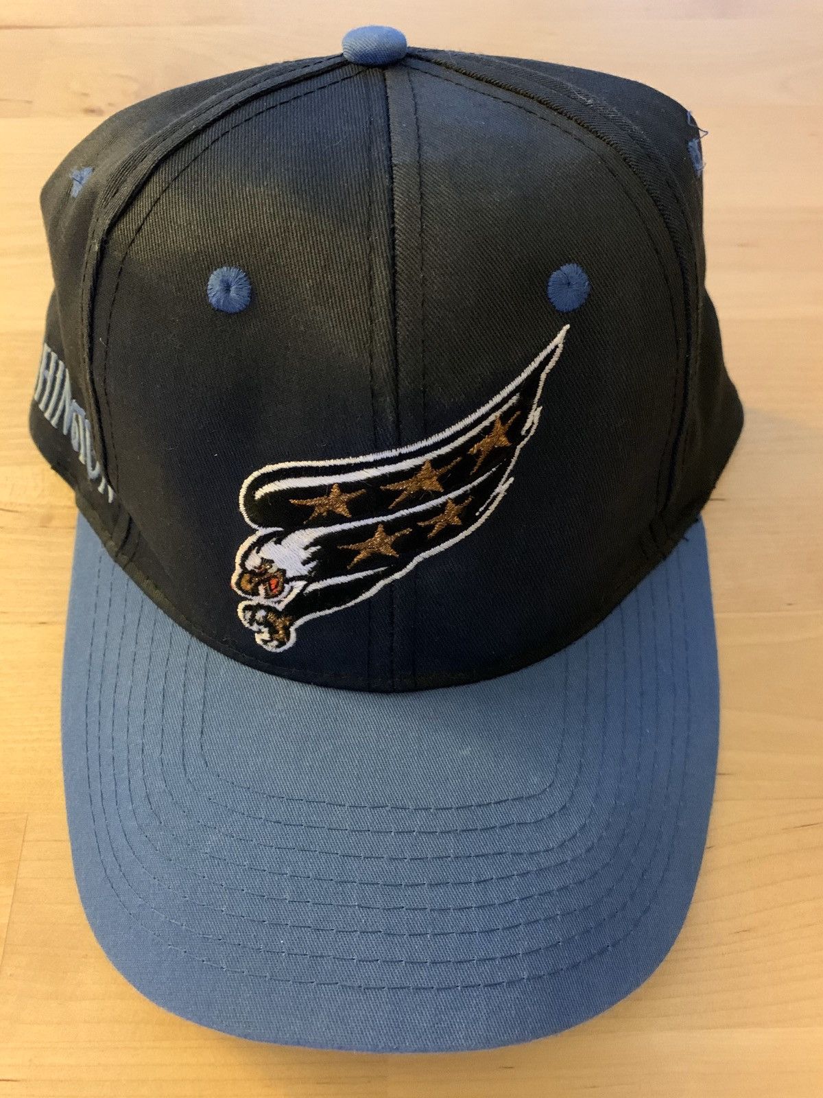 NHL × Vintage Washington Capitals Vintage Snapback Hat Screaming Eagle ...