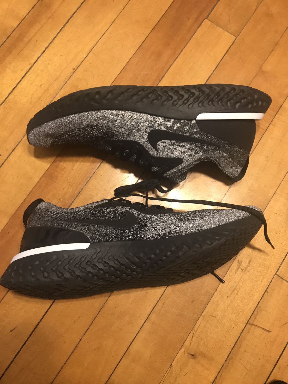 Nike Nike epic react OG Oreos | Grailed