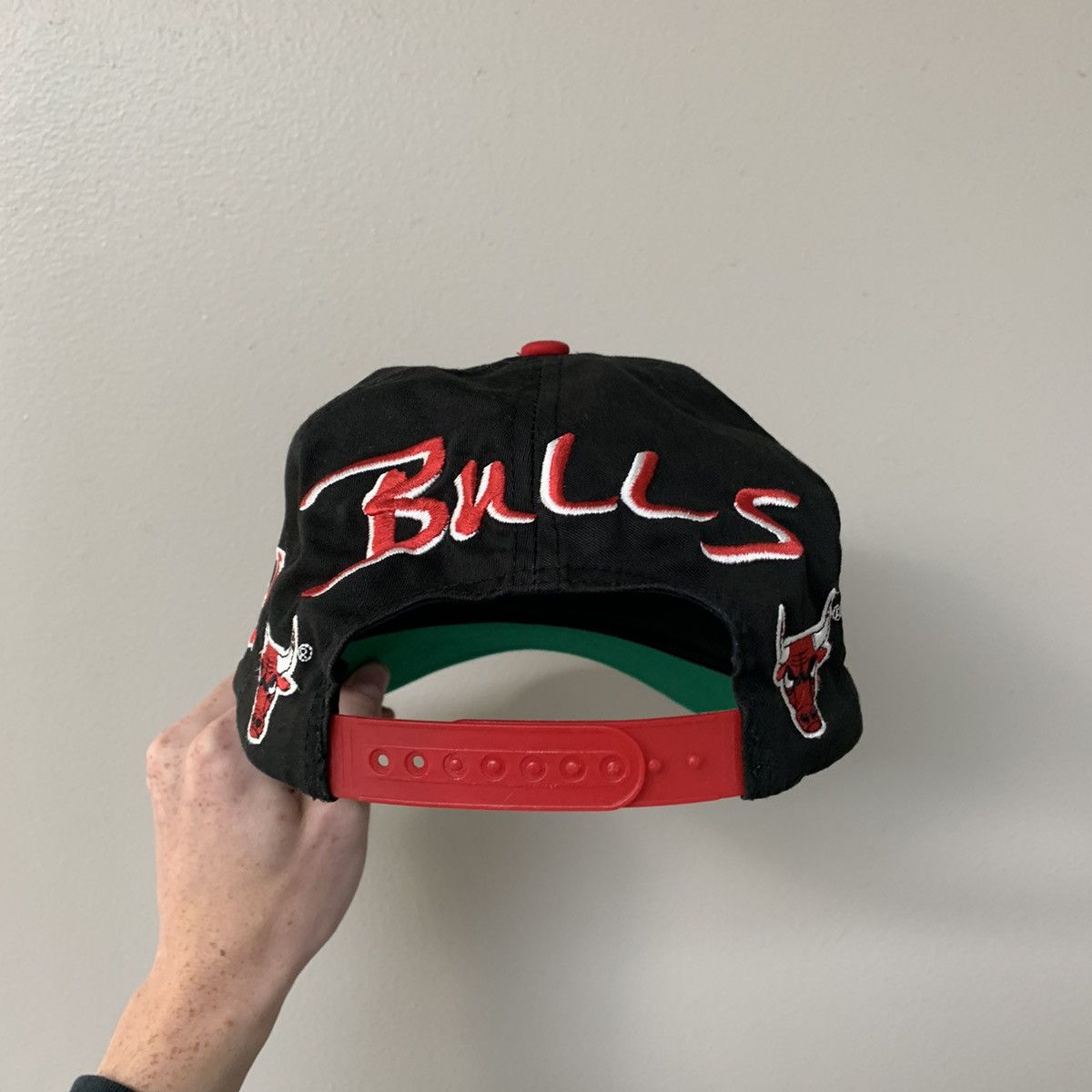 Vintage Vintage Chicago Bulls SnapBack Hat | Grailed