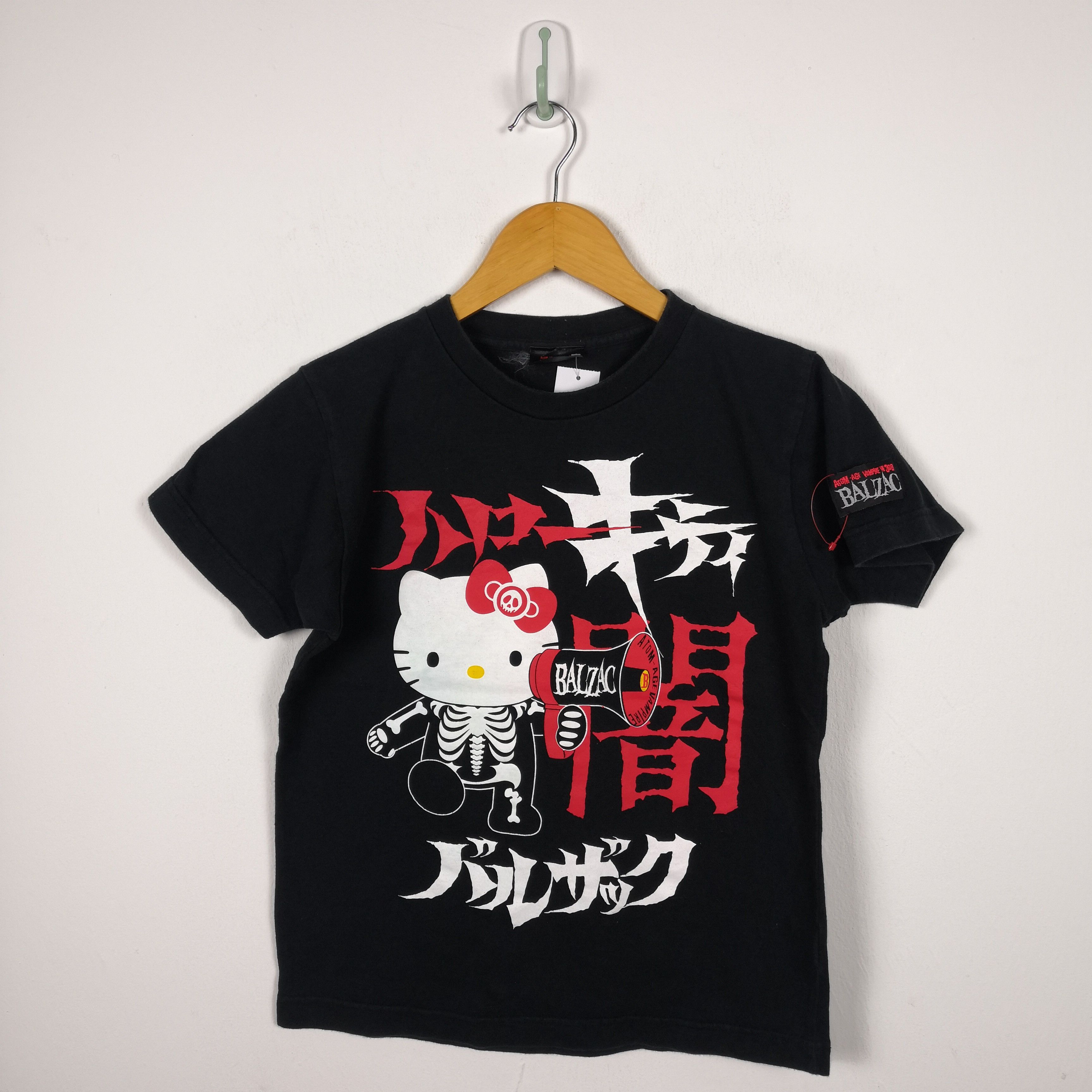Skulls Japanese T-Shirt Hello Kitty Balzac Skull | BS17819 | Grailed