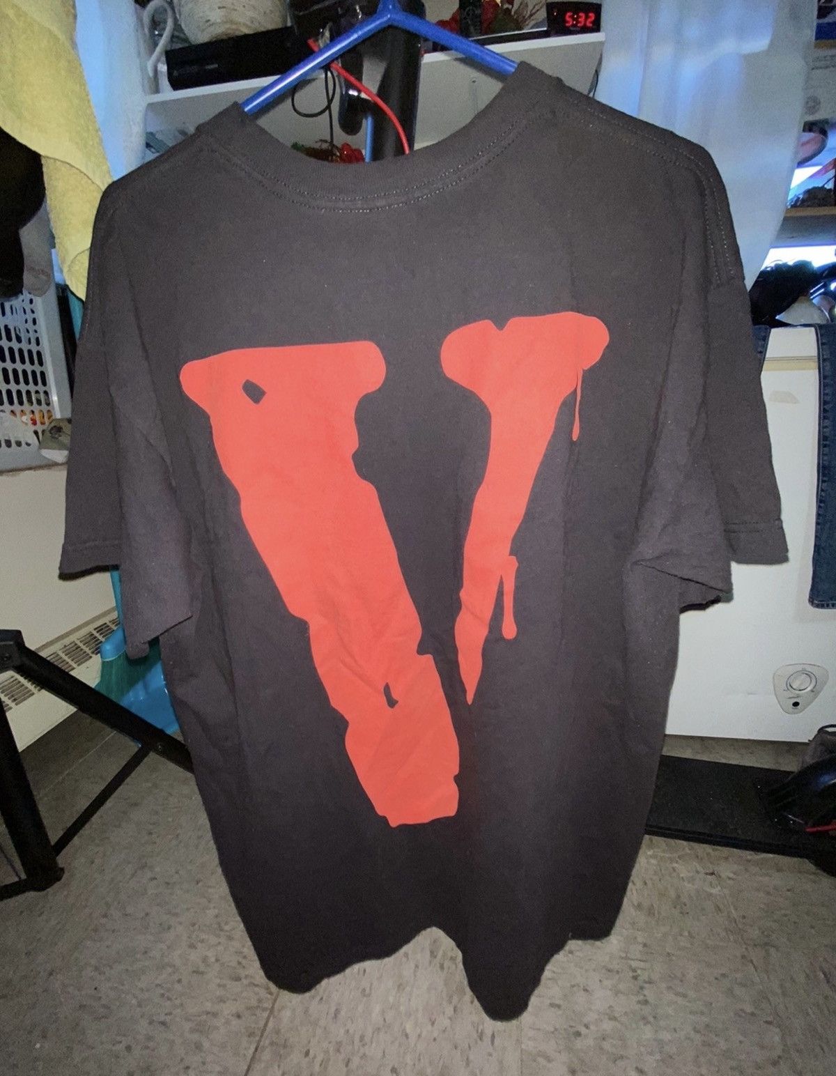 Vlone VLONE City Morgue Drip Tee | Grailed