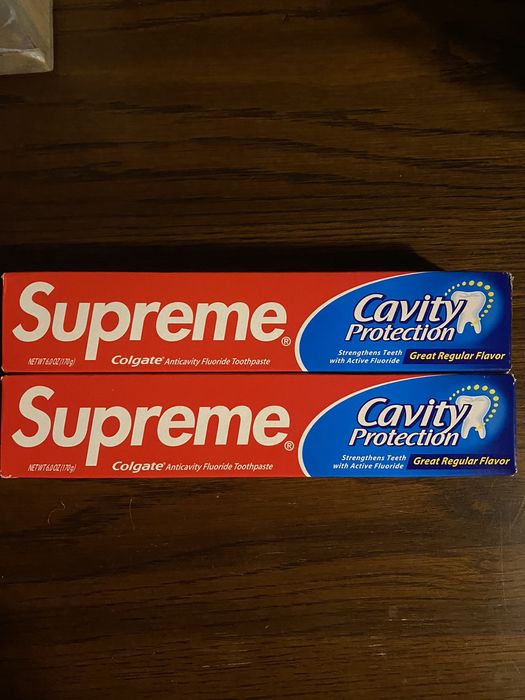 Supreme Supreme x Colgate toothpaste (pack of 2) | Grailed