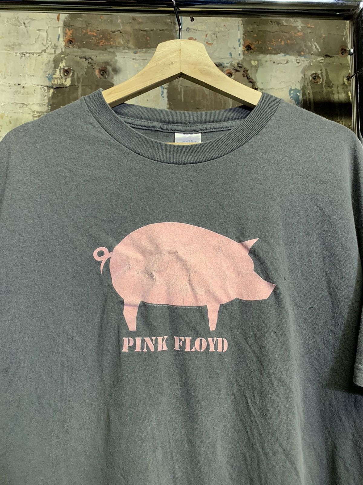 Hype × Made In Usa × Vintage Pink Floyd Pig Tee Travis Scott Style ...