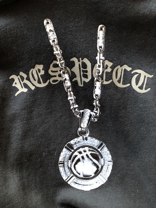 Vintage REEBOK X ALLEN IVERSON HOODIE CHAIN | Grailed