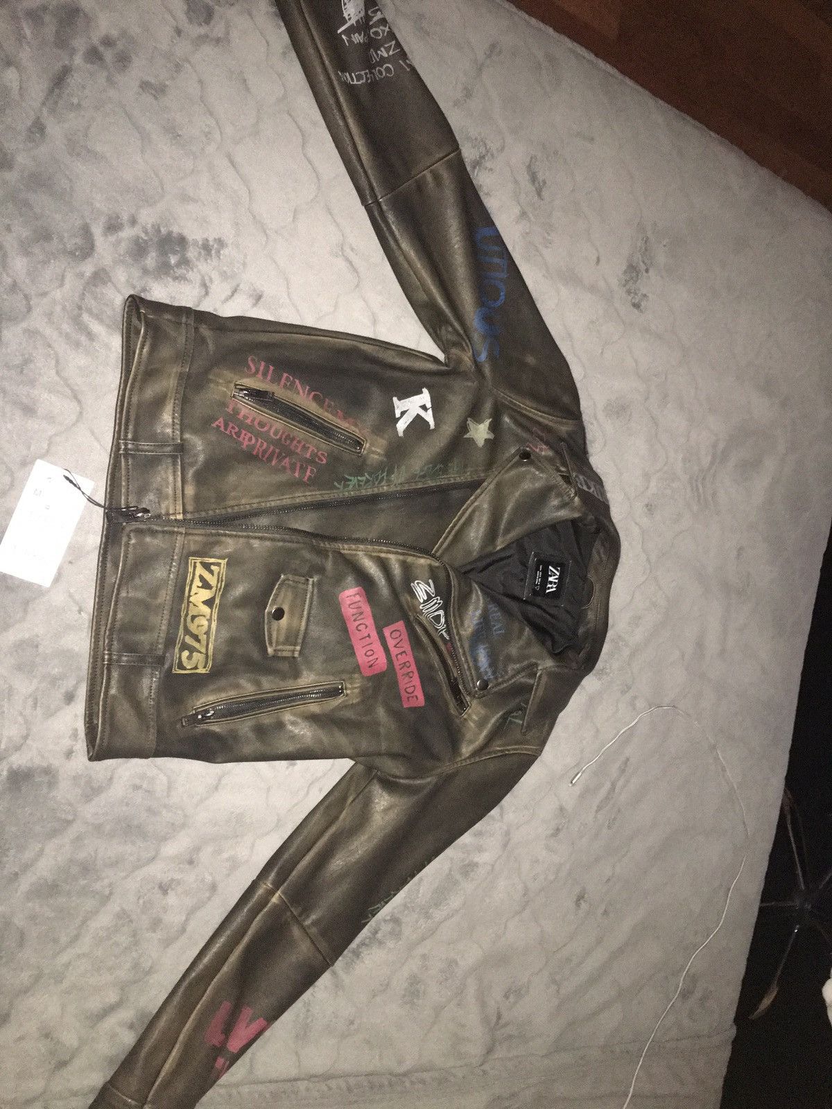 Zara ZARA GRAFFITI PRINT LEATHER JACKET | Grailed