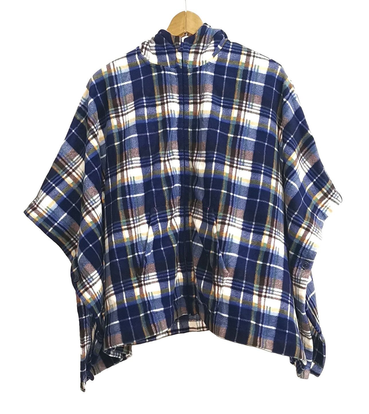Uniqlo Uniqlo Poncho Fleece Flannel Design | Grailed