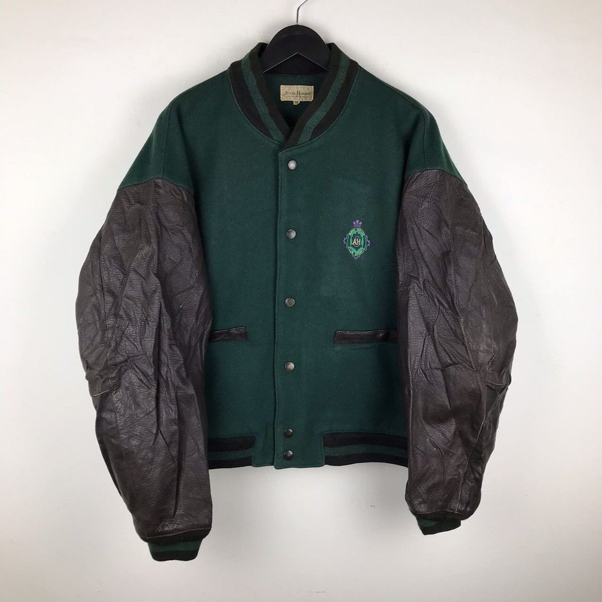 Japanese Brand × Vintage 🔥NEED GONE🔥AY39 Vintage Avon House varsity ...
