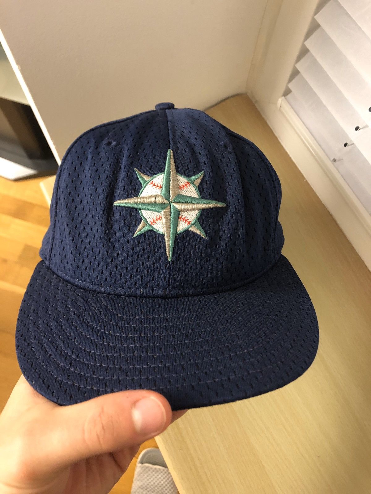 Vintage RARE NEW ERA SEATTLE MARINERS VINTAGE MLB FITTED CAP | Grailed