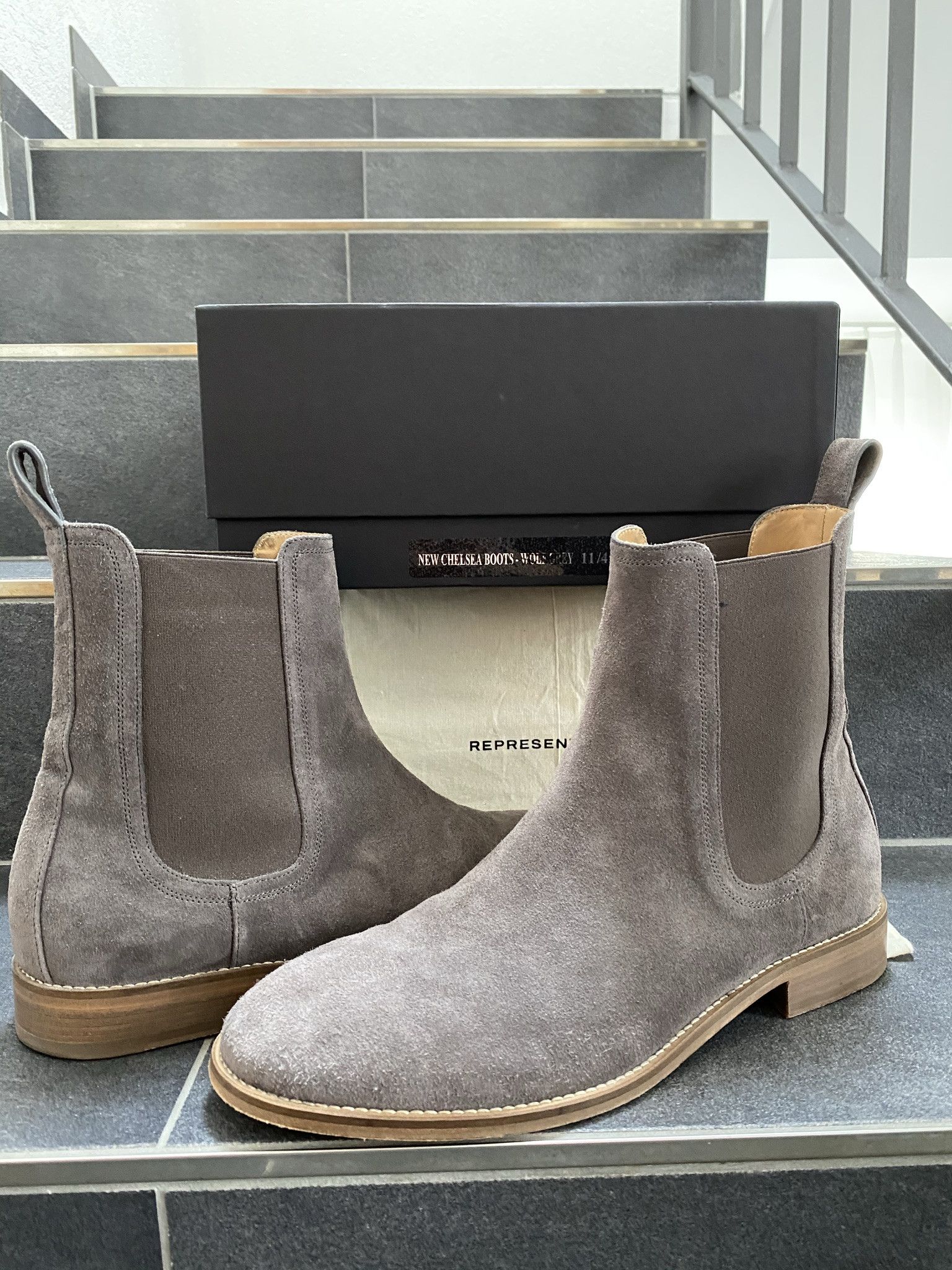 Represent Clo. Represent Chelsea Boots | Grailed