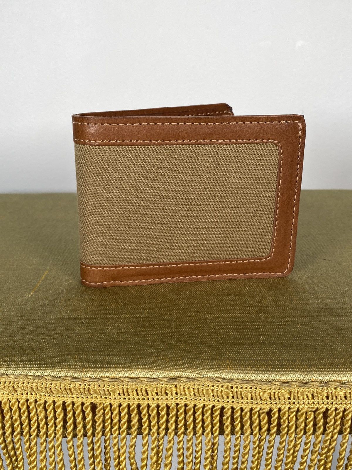 Filson Rugged Twill Outfitter Wallet | Grailed