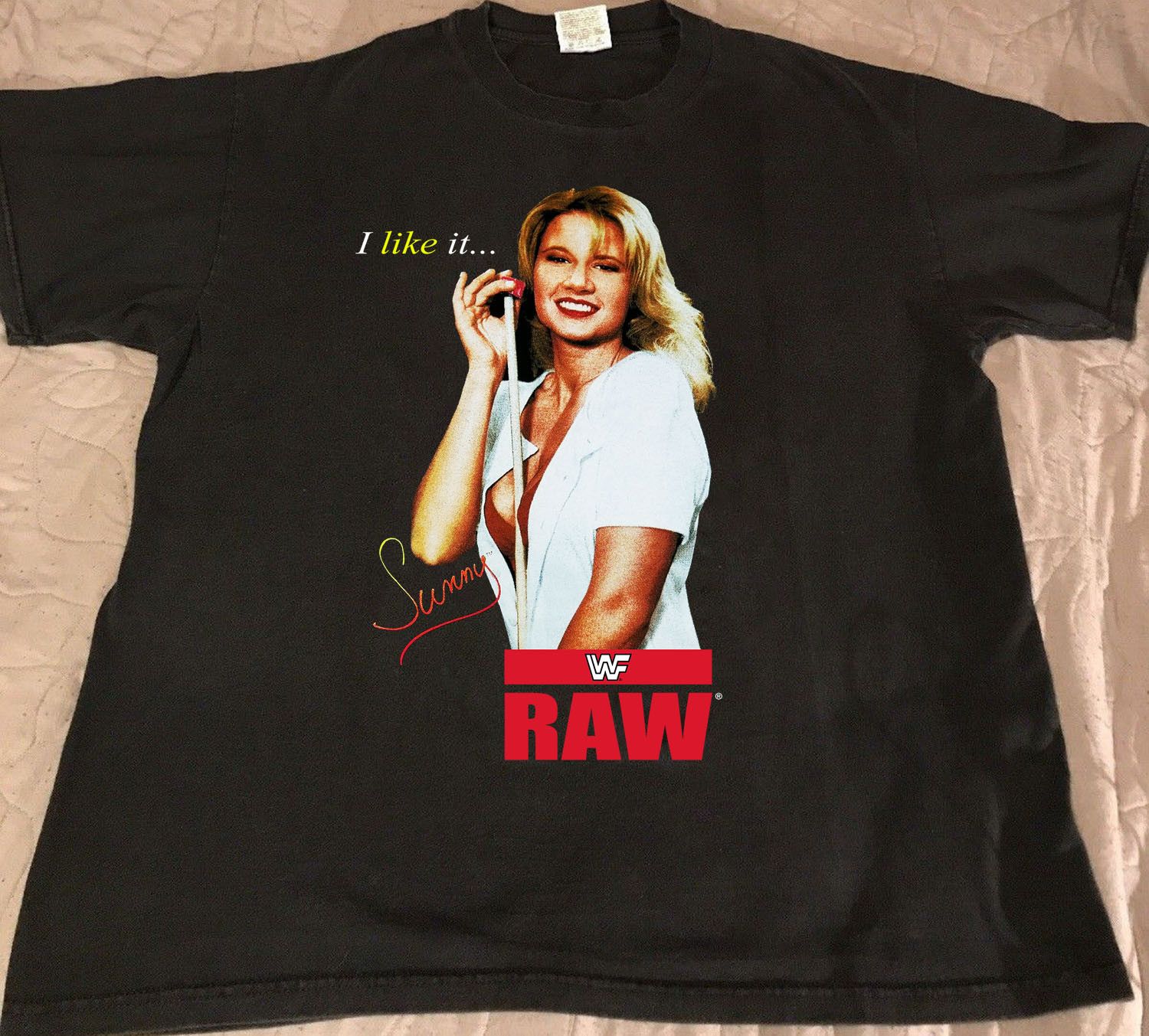 Vintage WWF Monday Night RAW Sunny Tammy Lynn T-Shirt | Grailed
