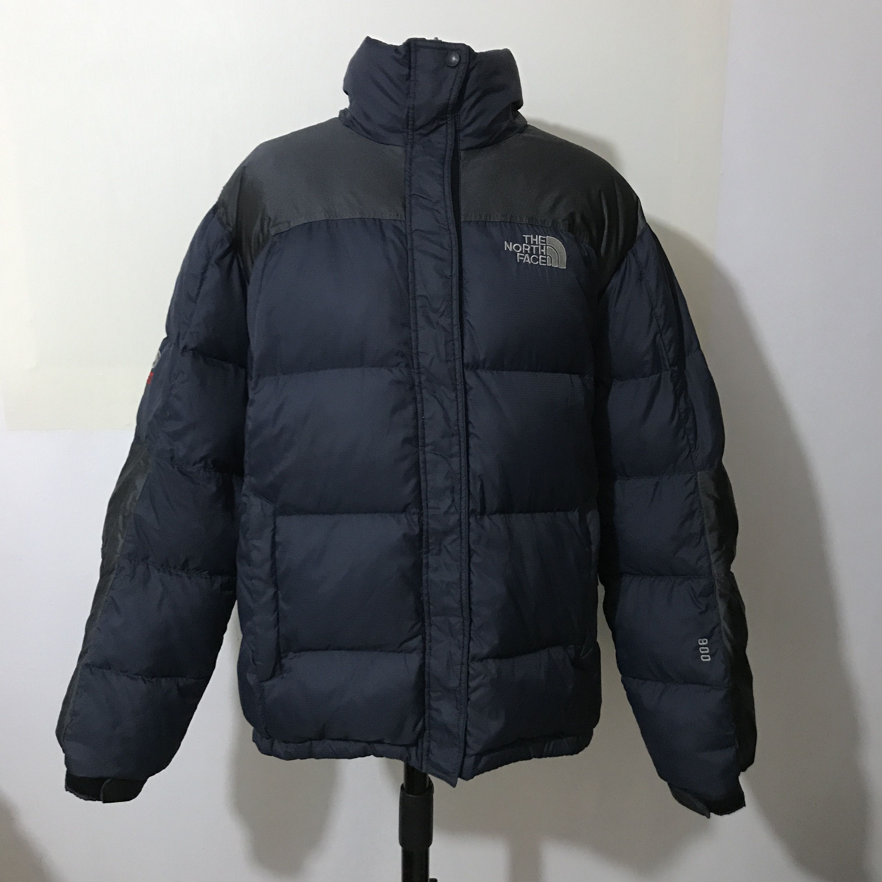 The North Face THE NORTH FACE 900 FILL SUMMIT SERIES PUFFER JACKET ...
