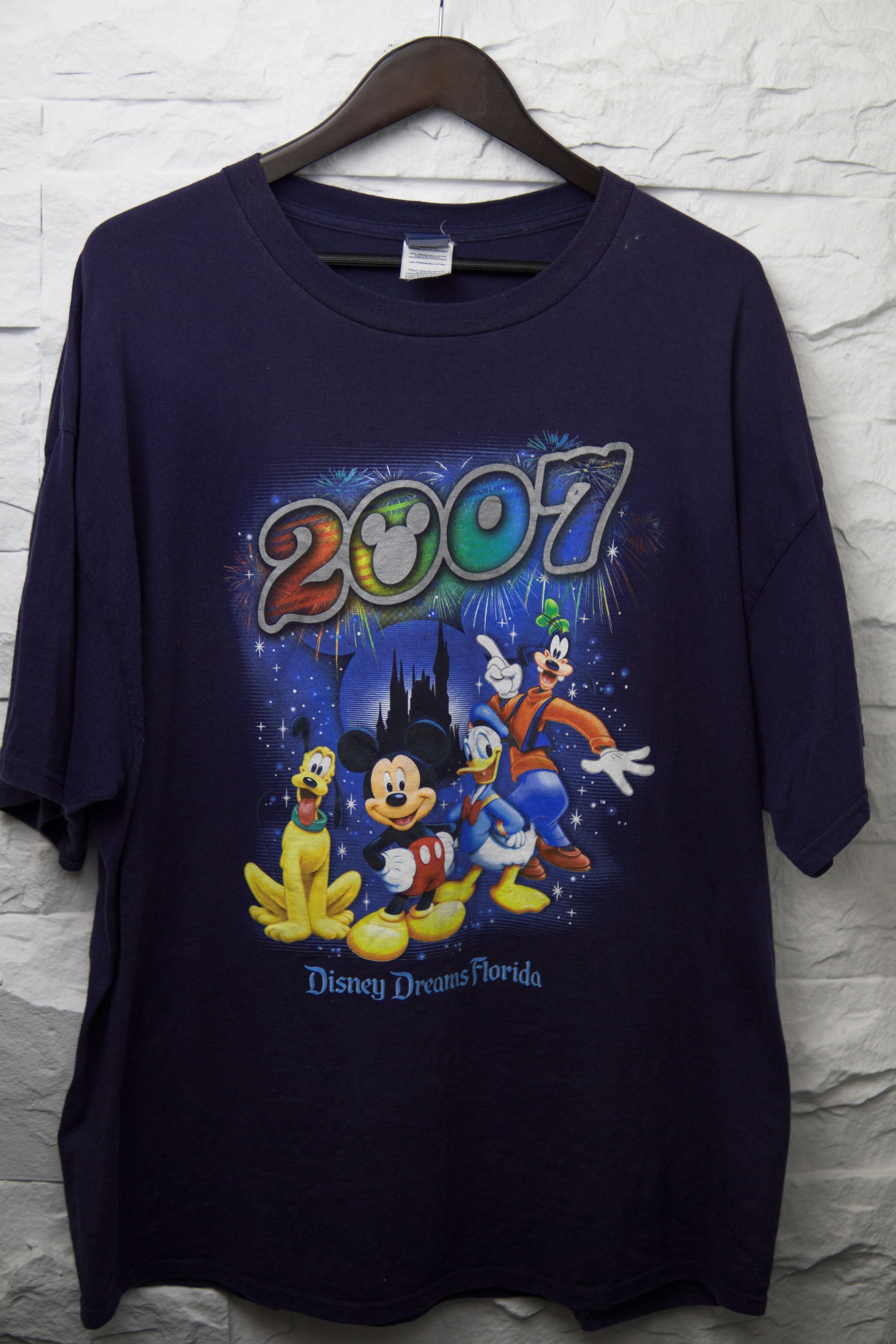 Disney × Vintage 2007 Disney world Florida Goofy Pluto Mickey Daffy New ...