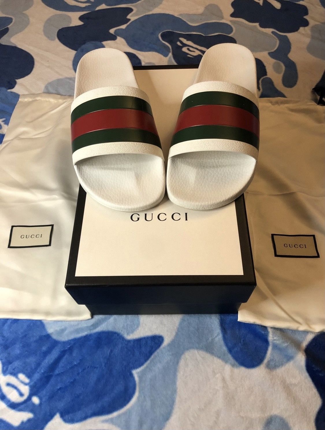 Gucci GUCC POOL SLIDES / SANDALS | Grailed