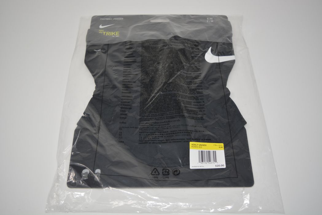 Nike Nike Tech Strike Winter Warrior Snood Face Mask S/M Black | Grailed