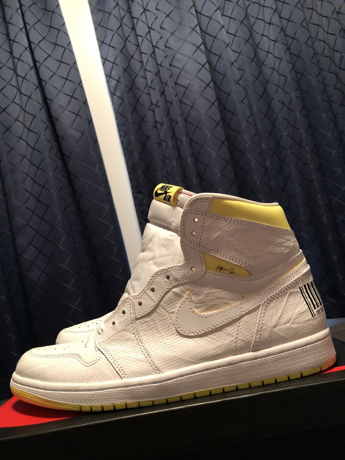 Jordan Brand Air Jordan 1 Retro High OG Dynamic Yellow | Grailed