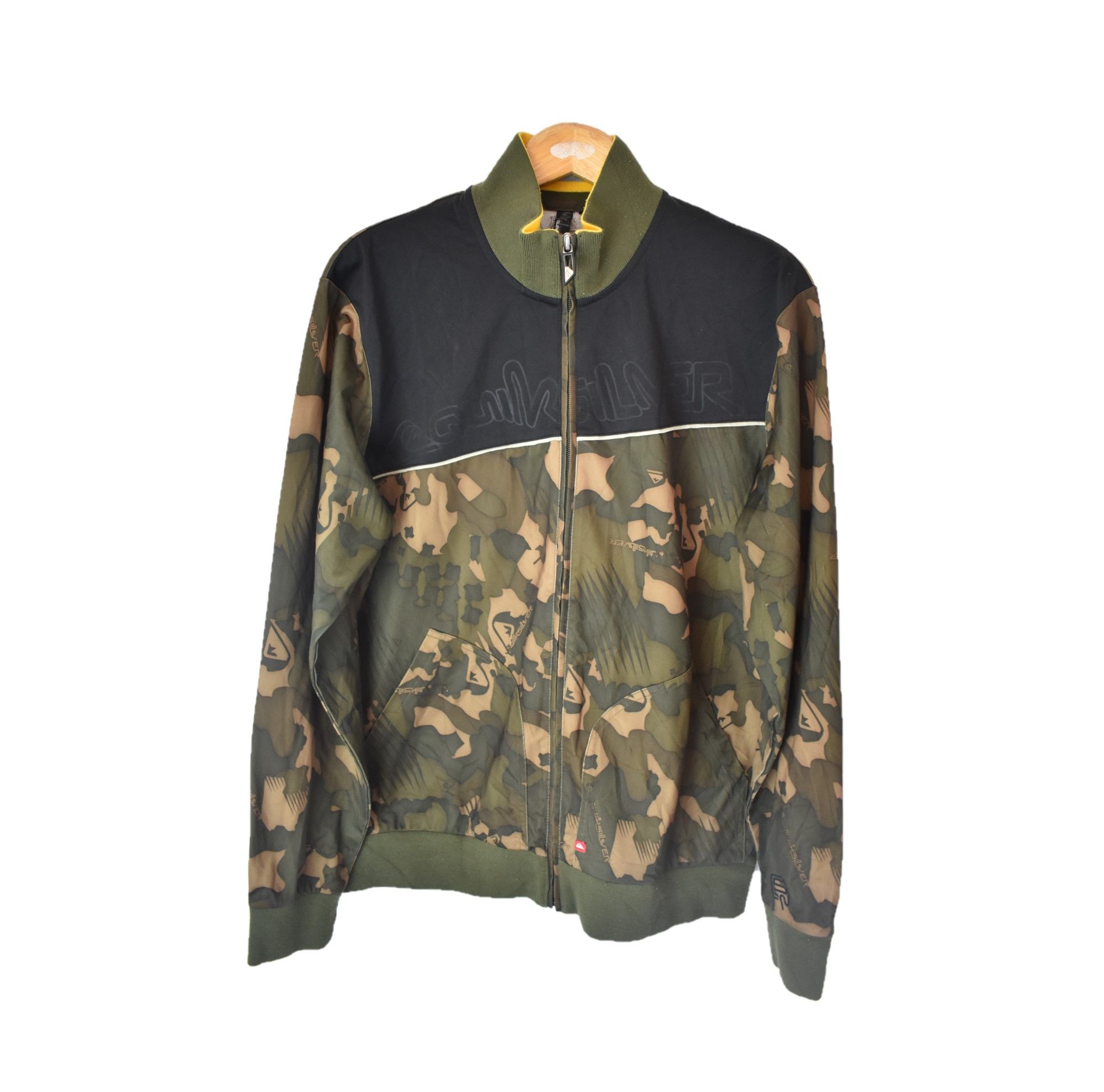 Quicksilver Green camo quicksilver jacket sweater | Grailed
