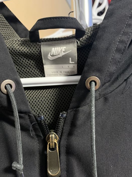 Nike Vintage Black and Gold Nike jacket | Grailed