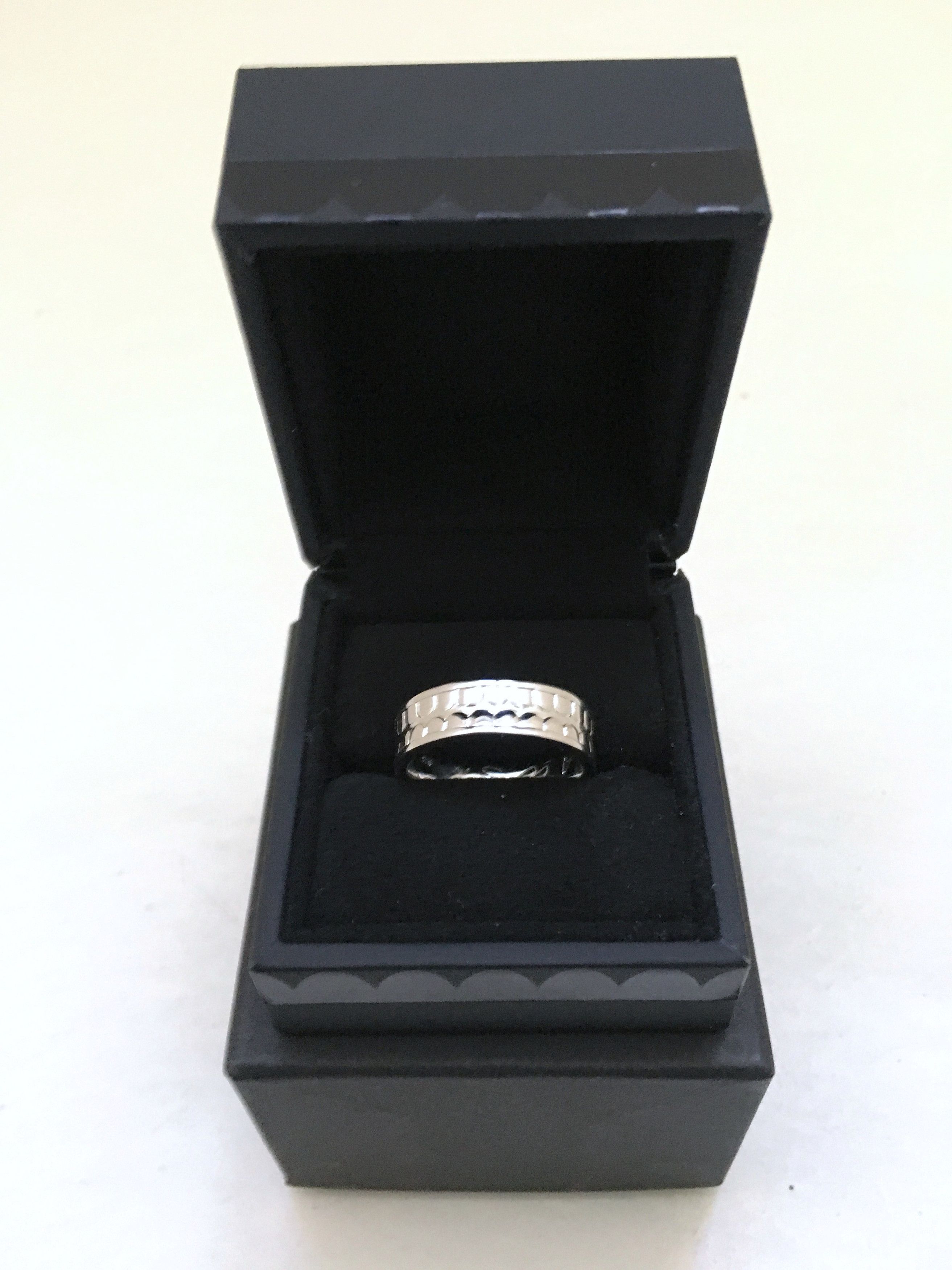 Kaws Kaws Original Fake Teeth Ring | Grailed