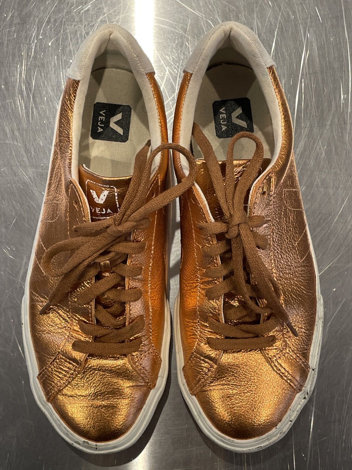 Veja Veja Metallic Copper Low Top Seanker | Grailed