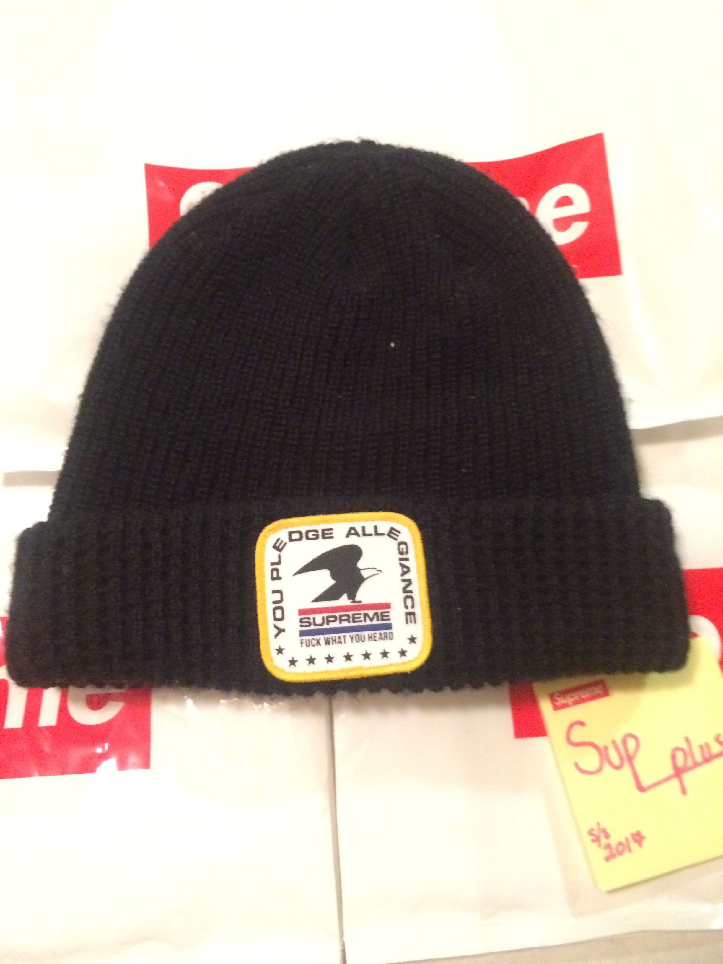 Supreme Pledge alegance beanie worn 2x. No flaws. | Grailed
