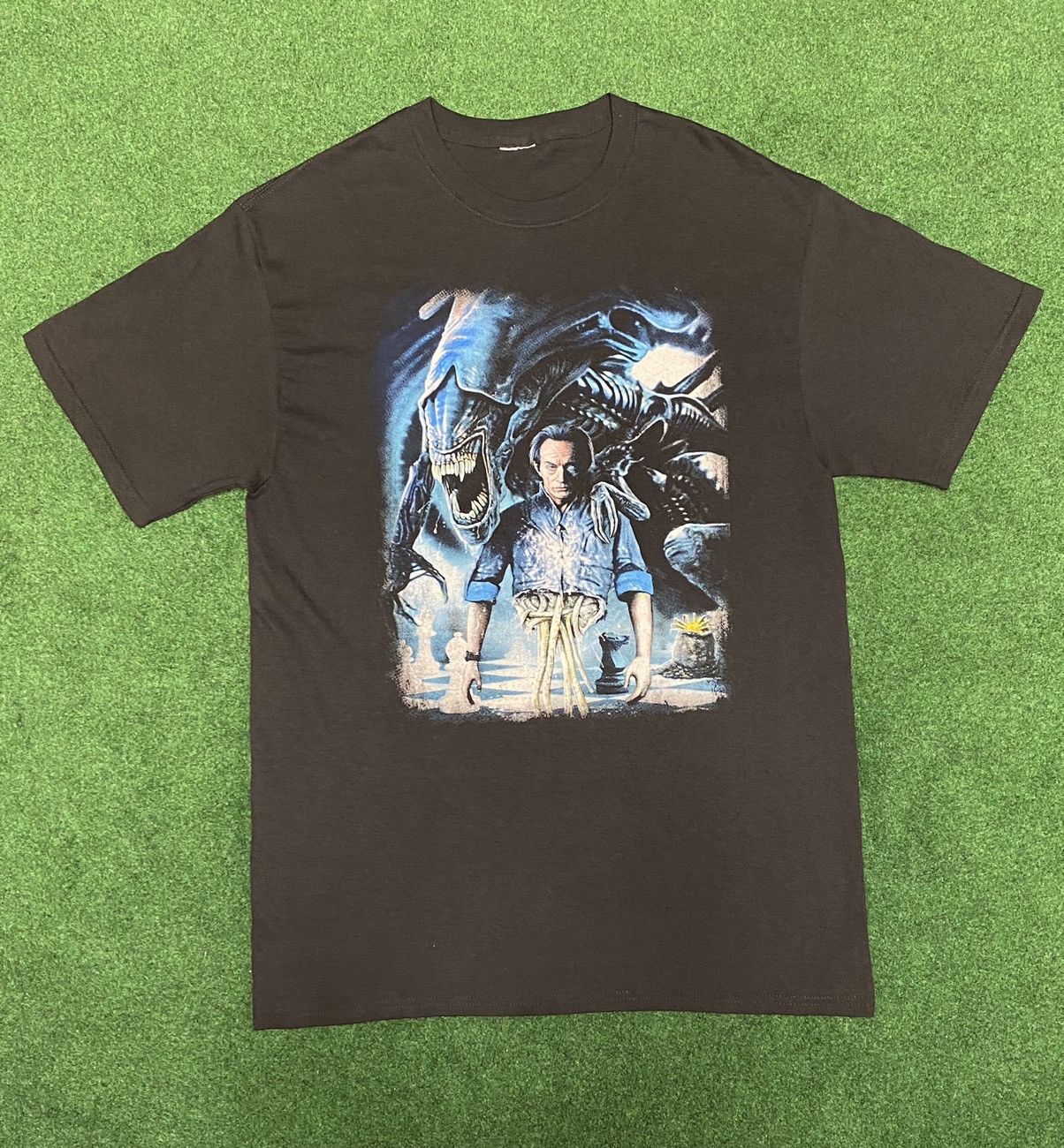 Vintage Vintage Aliens Xenomorph Sci-Fi Scary Horror Movie Promo Tee ...
