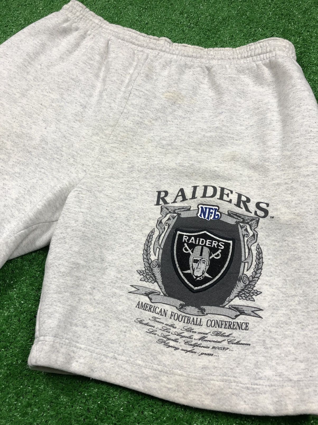 Nutmeg × Oakland Raiders × Vintage Vintage 90s Oakland Raiders x Nutmeg ...