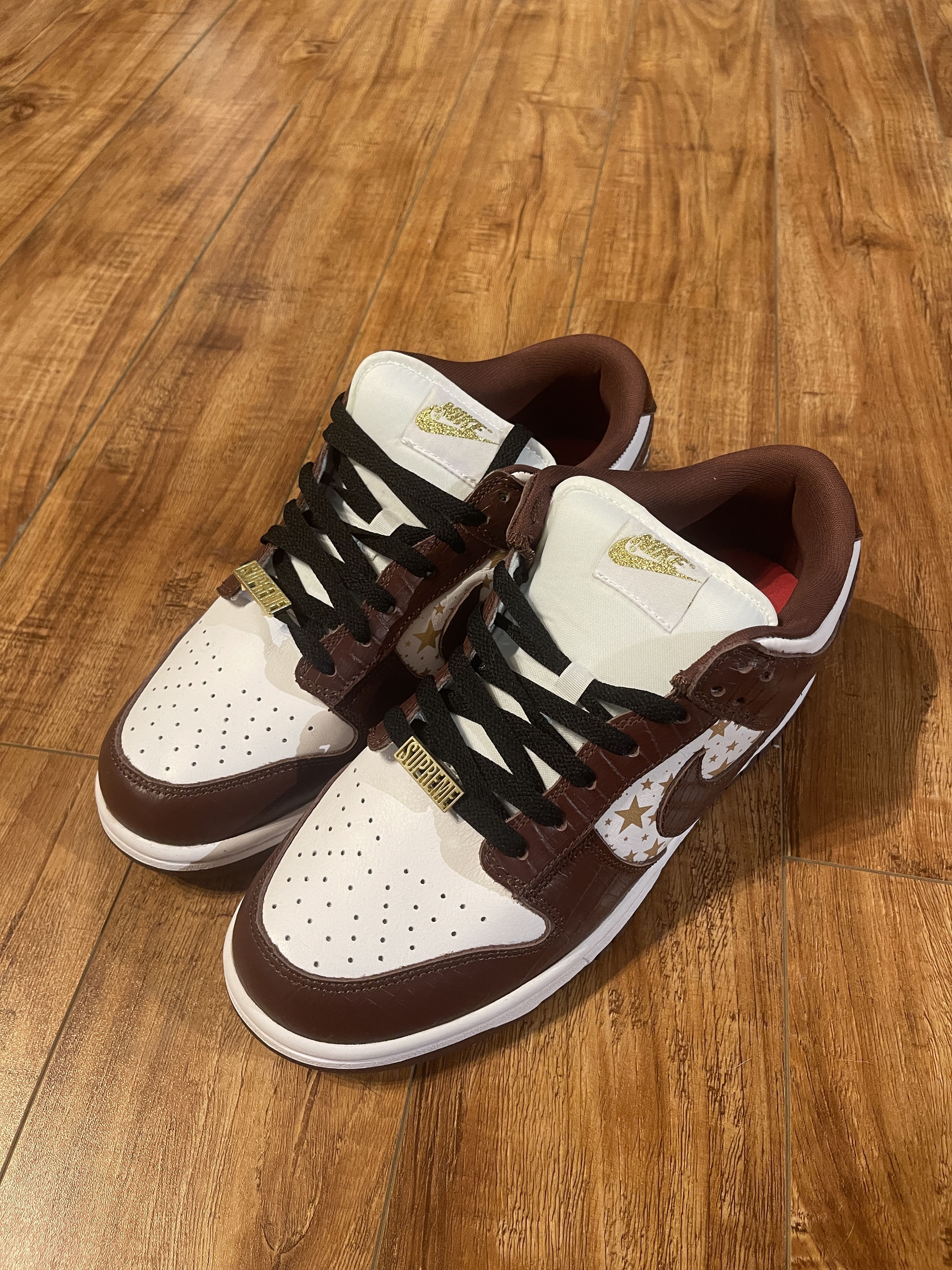 Supreme Supreme x Nike SB Unreleased 2021 ‘Stars’ Dunk Low Brown | Grailed