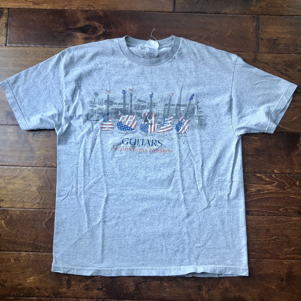 Alstyle × American Classics × Vintage AN AMERICAN TRADITION Guitars ...