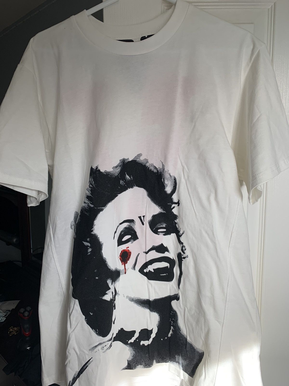 Vlone Vlone Girl Pearls T-Shirt | Grailed
