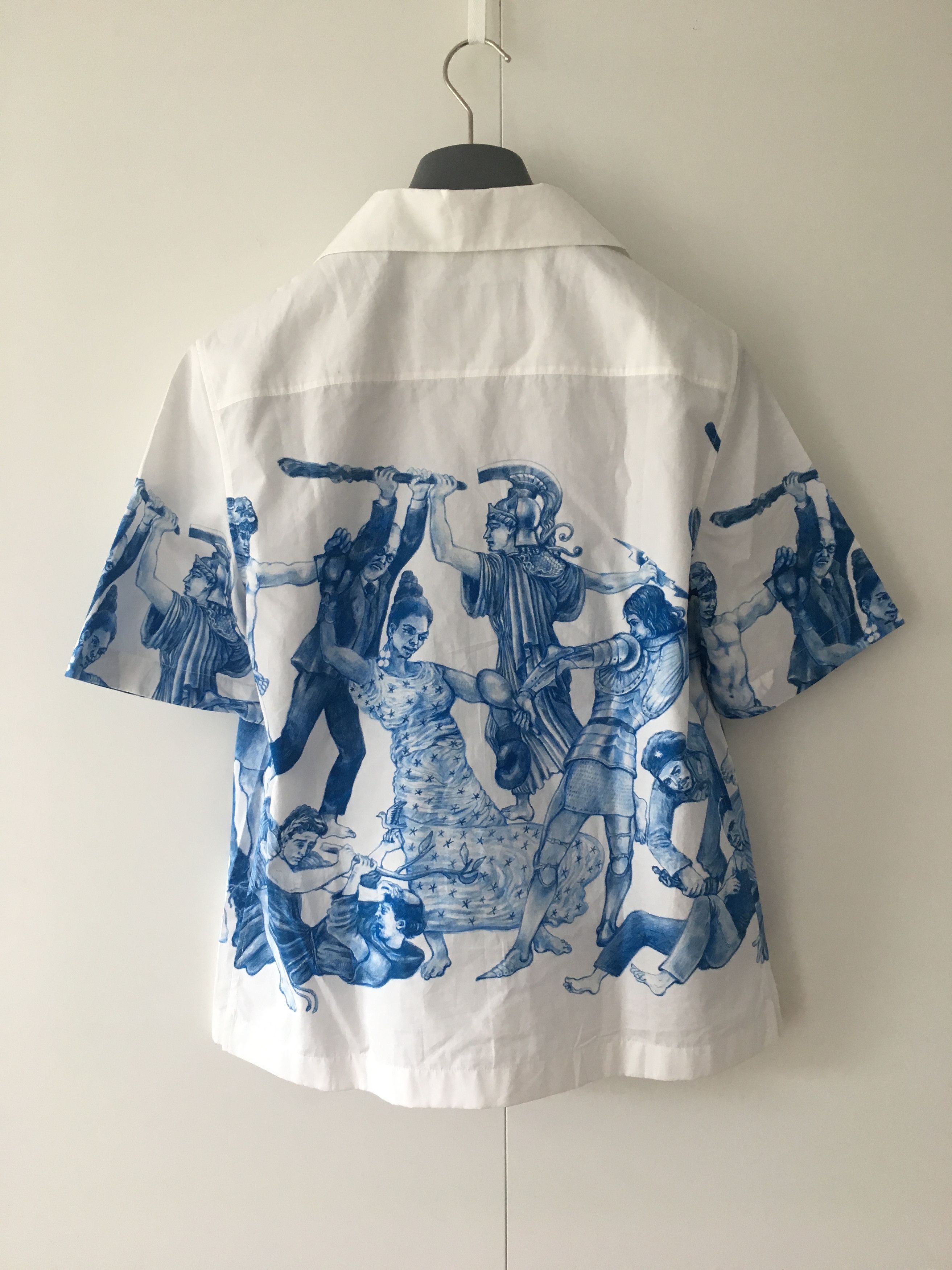 Prada PRADA AUTUMN/WINTER 2016 – 2017 - ICONIC - THE IMPORTANT ONES ...