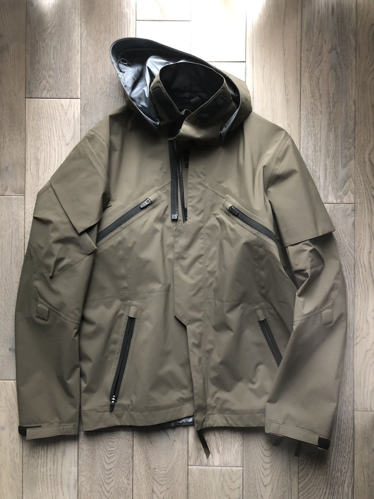 Acronym J1B-GT Medium | Grailed