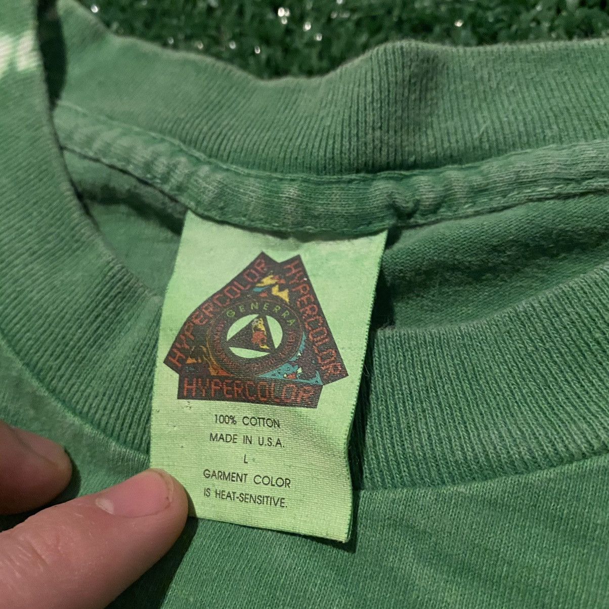 Generra × Vintage *RARE* HyperColor Color Changing Shirt SINGLE STITCH ...