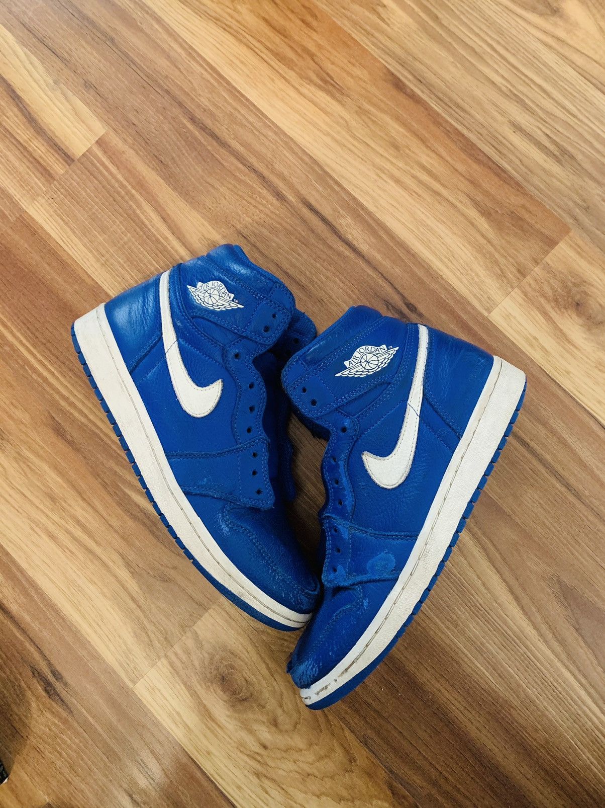 Jordan Brand Air Jordan 1 Retro High OG Hyper Royal 2018 | Grailed