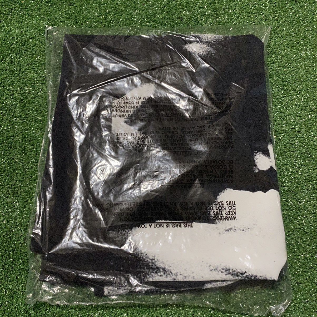 Playboi Carti Playboi Carti teeth tee | Grailed