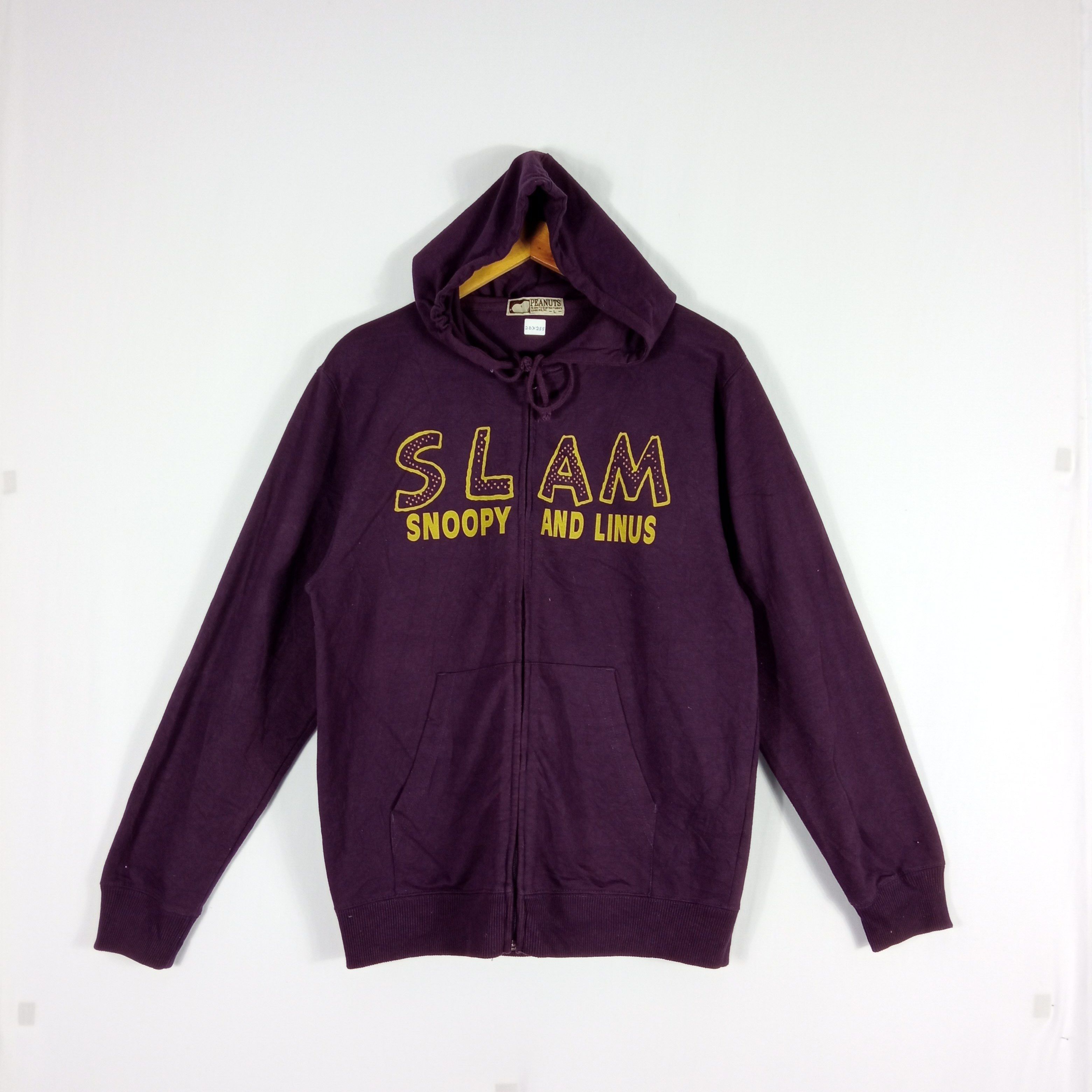 Peanuts × Peanuts & Co × Vintage vintage snoopy and linus slam cartoon ...