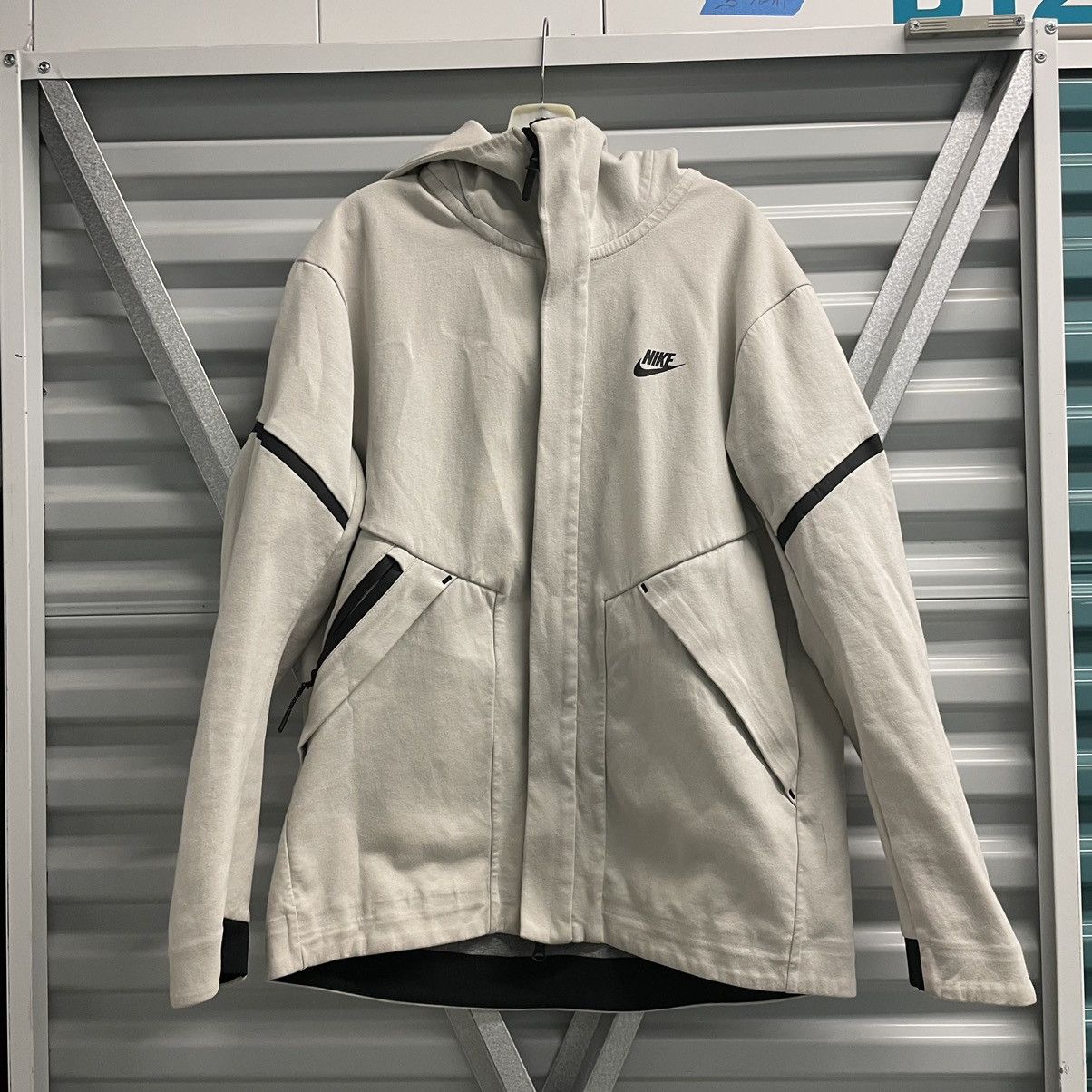 Nike Nike tech jacket | Grailed