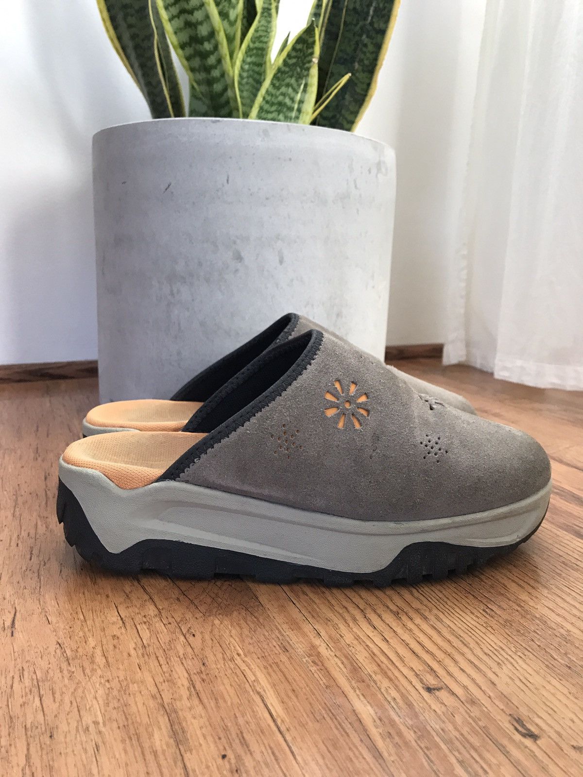 Nike ACG Nike ACG vintage clogs | Grailed