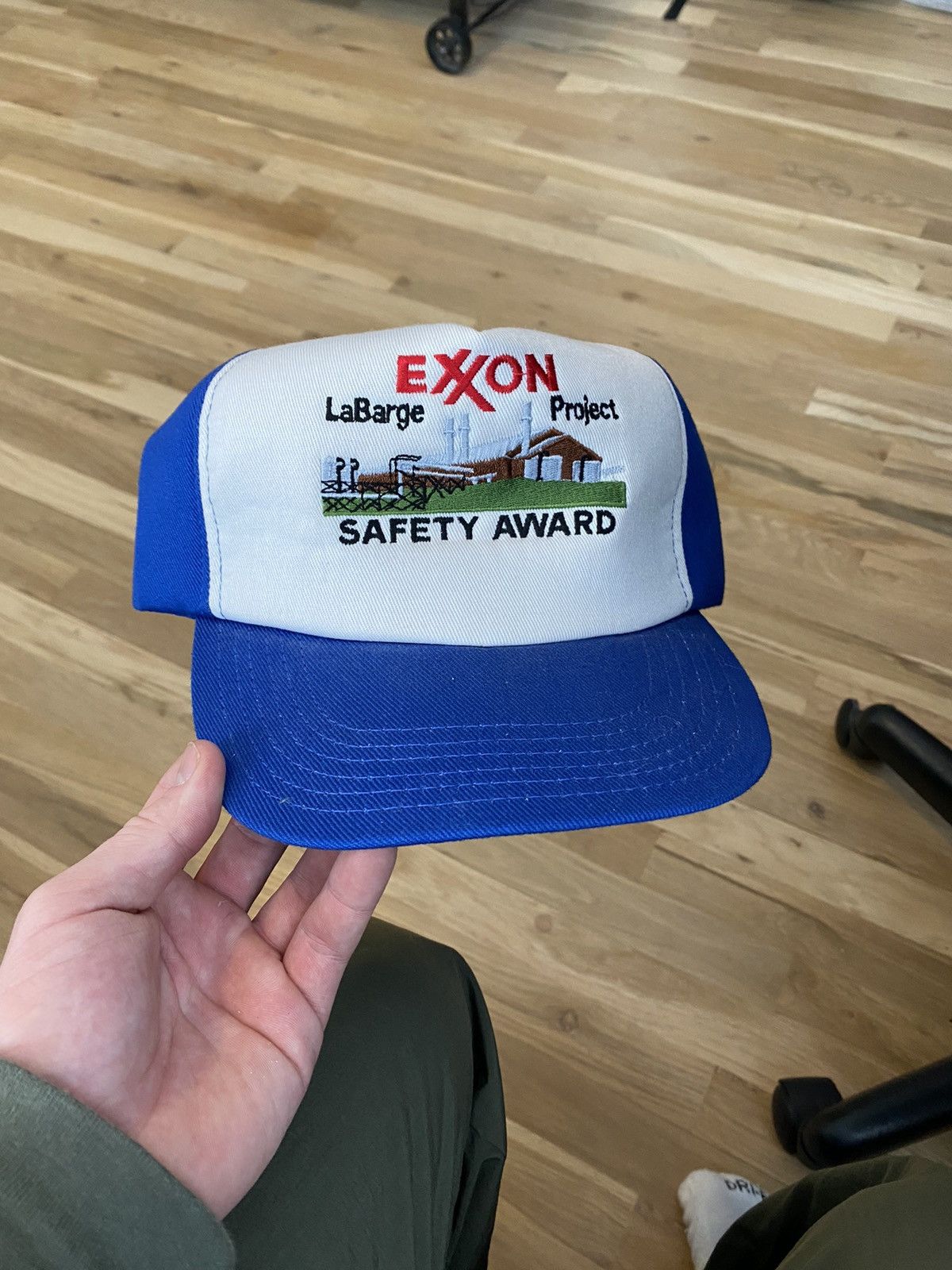 Streetwear × Vintage × Workers Al's Exxon Black Foam Snapback Trucker ...