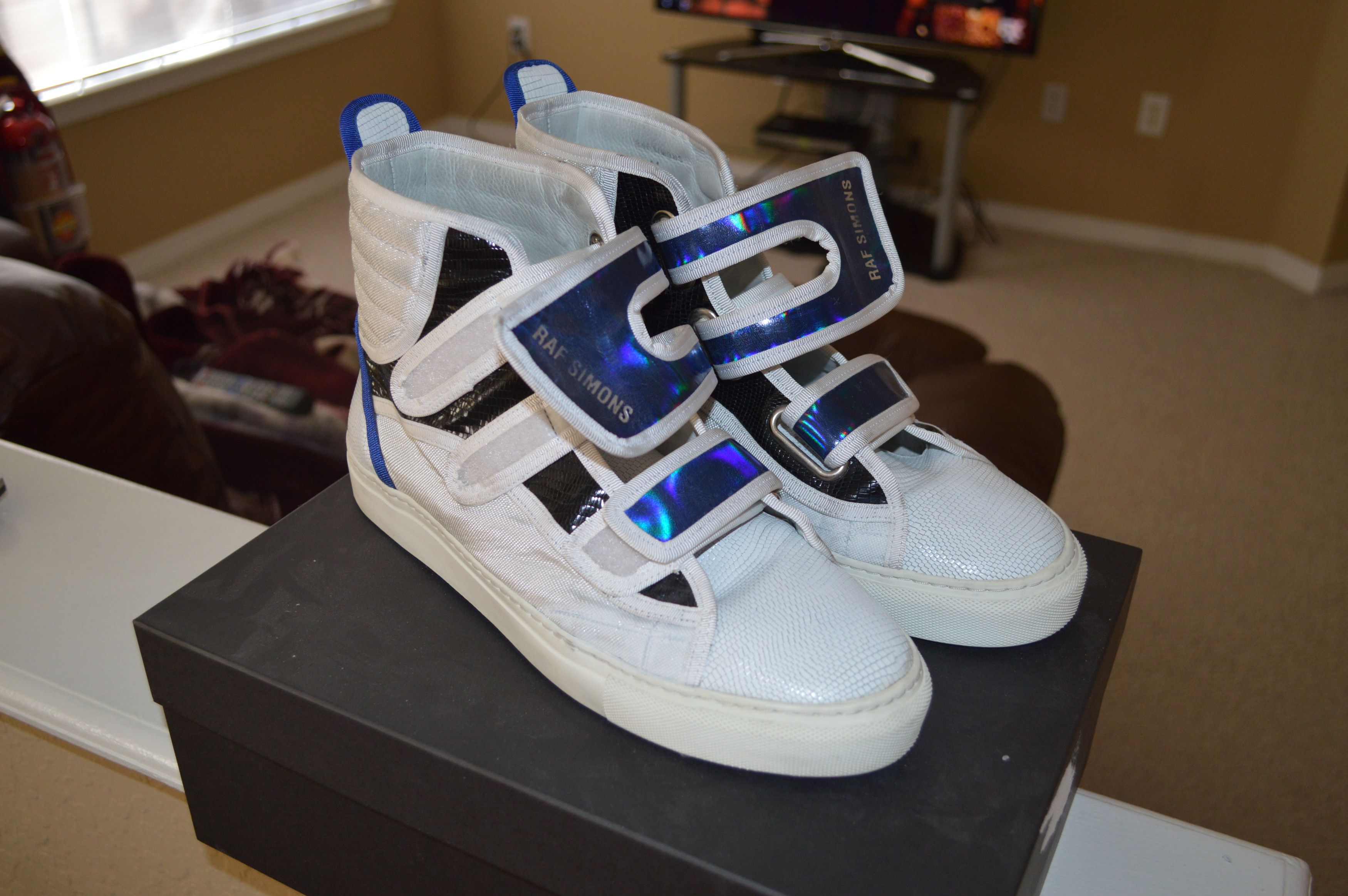 Raf Simons Blue Holographic velcros | Grailed