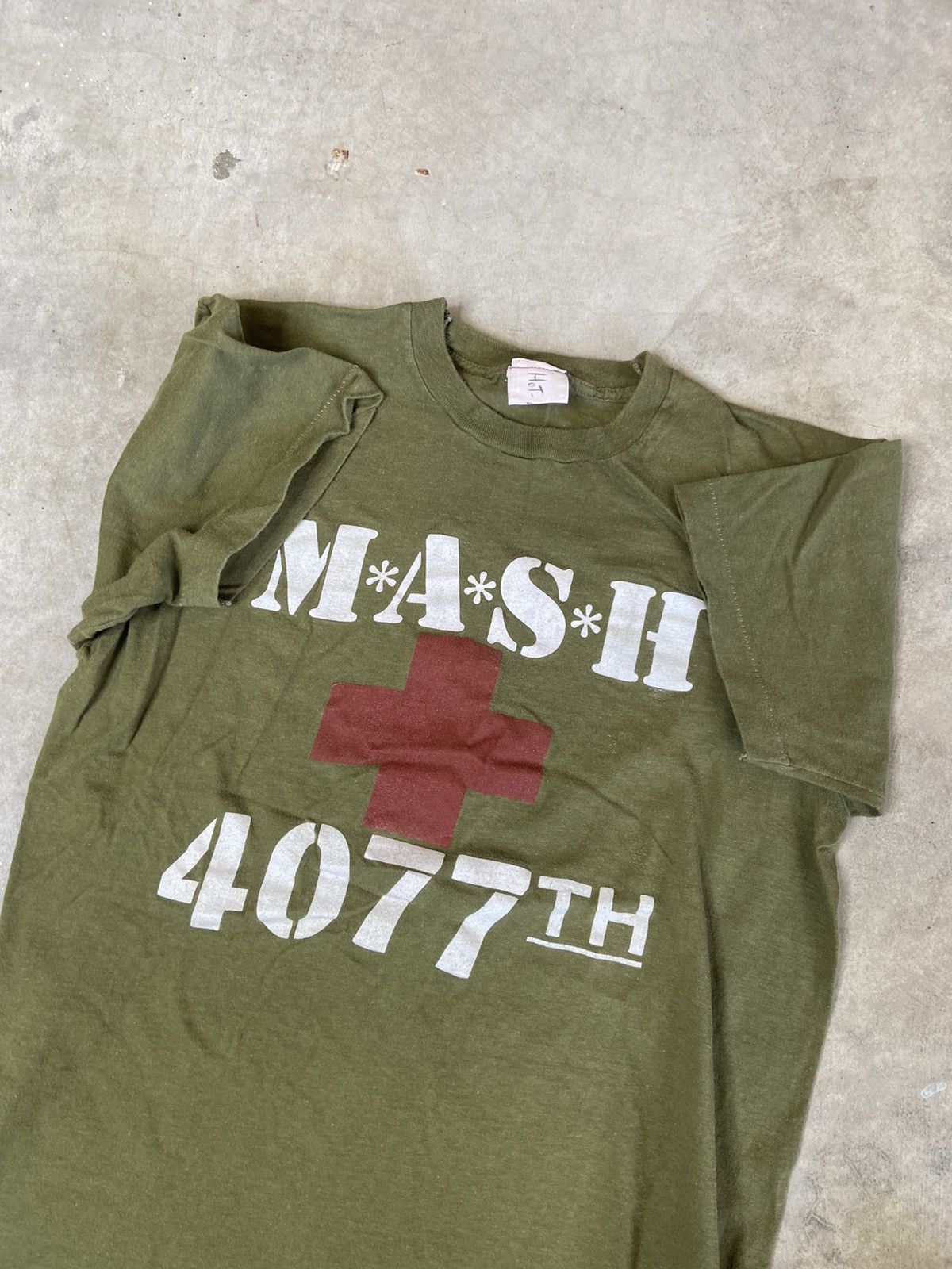 Vintage Vintage MASH Tee 1981 single stitch | Grailed