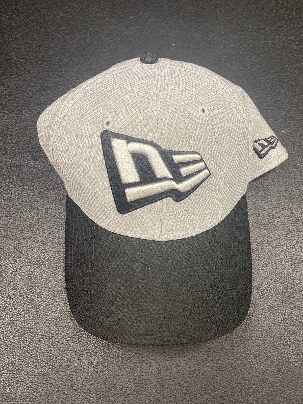 New Era × Rare New Era 39Thirty Logo Flexfit Cap | Grailed