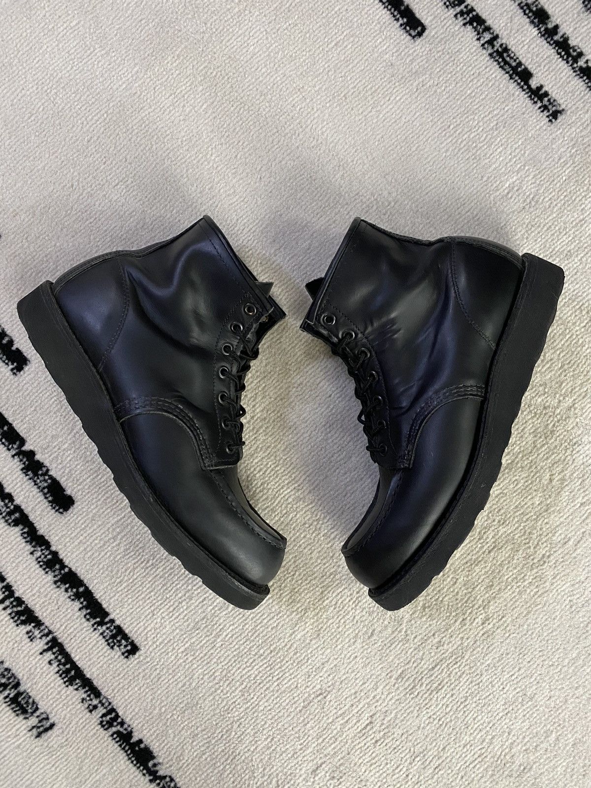 Red Wing Red Wing Heritage Moc Toe Black 8137 RARE | Grailed