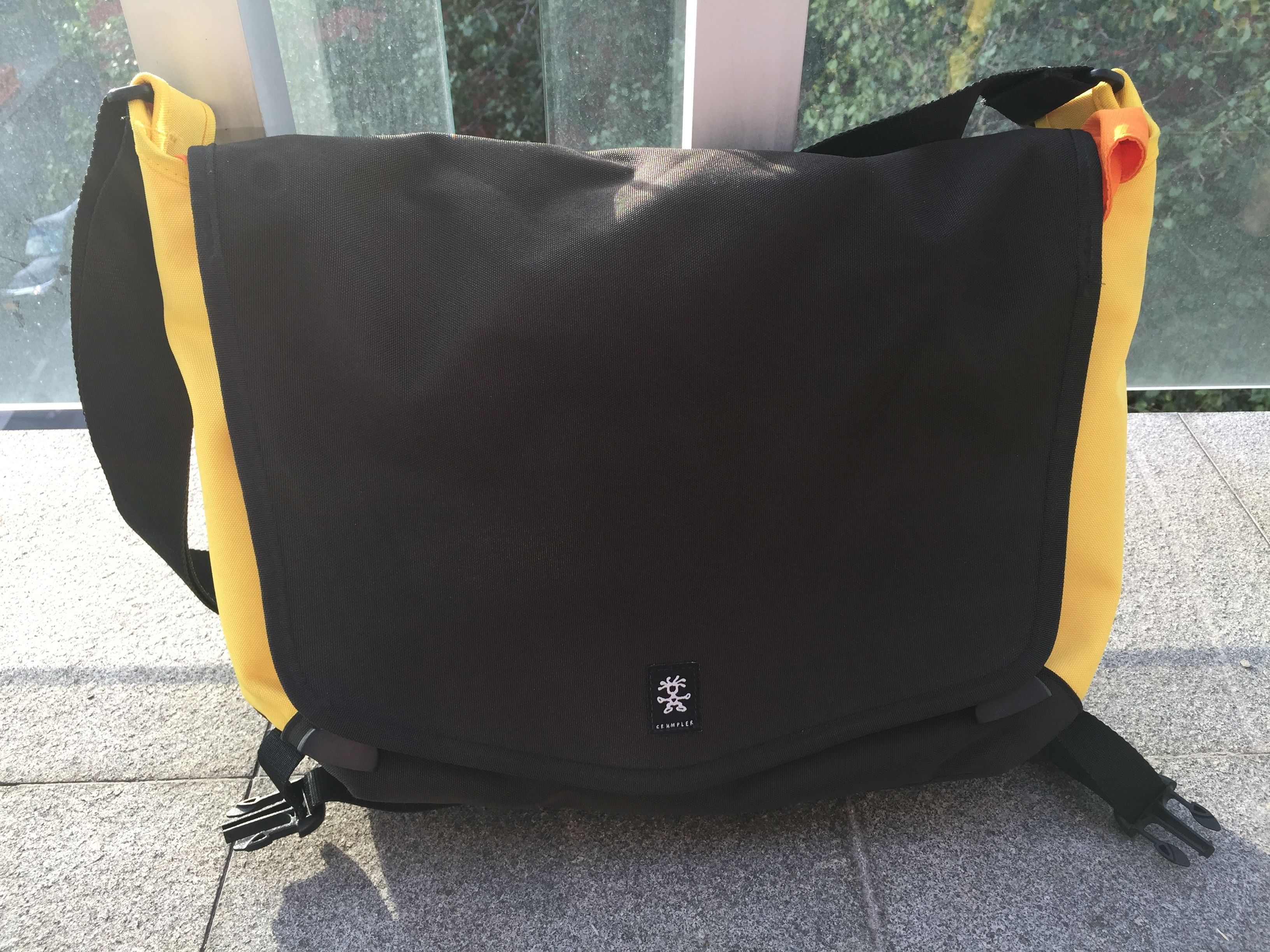 Crumpler Laptop Bag | Grailed