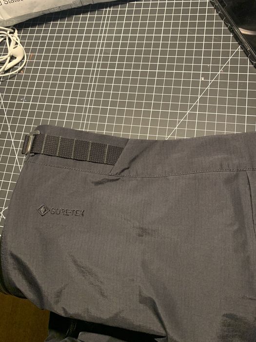 Arc'Teryx RARE Arcteryx Beta SL Pants | Grailed Arc'Teryx RARE Arcteryx Beta SL Pants | Grailed