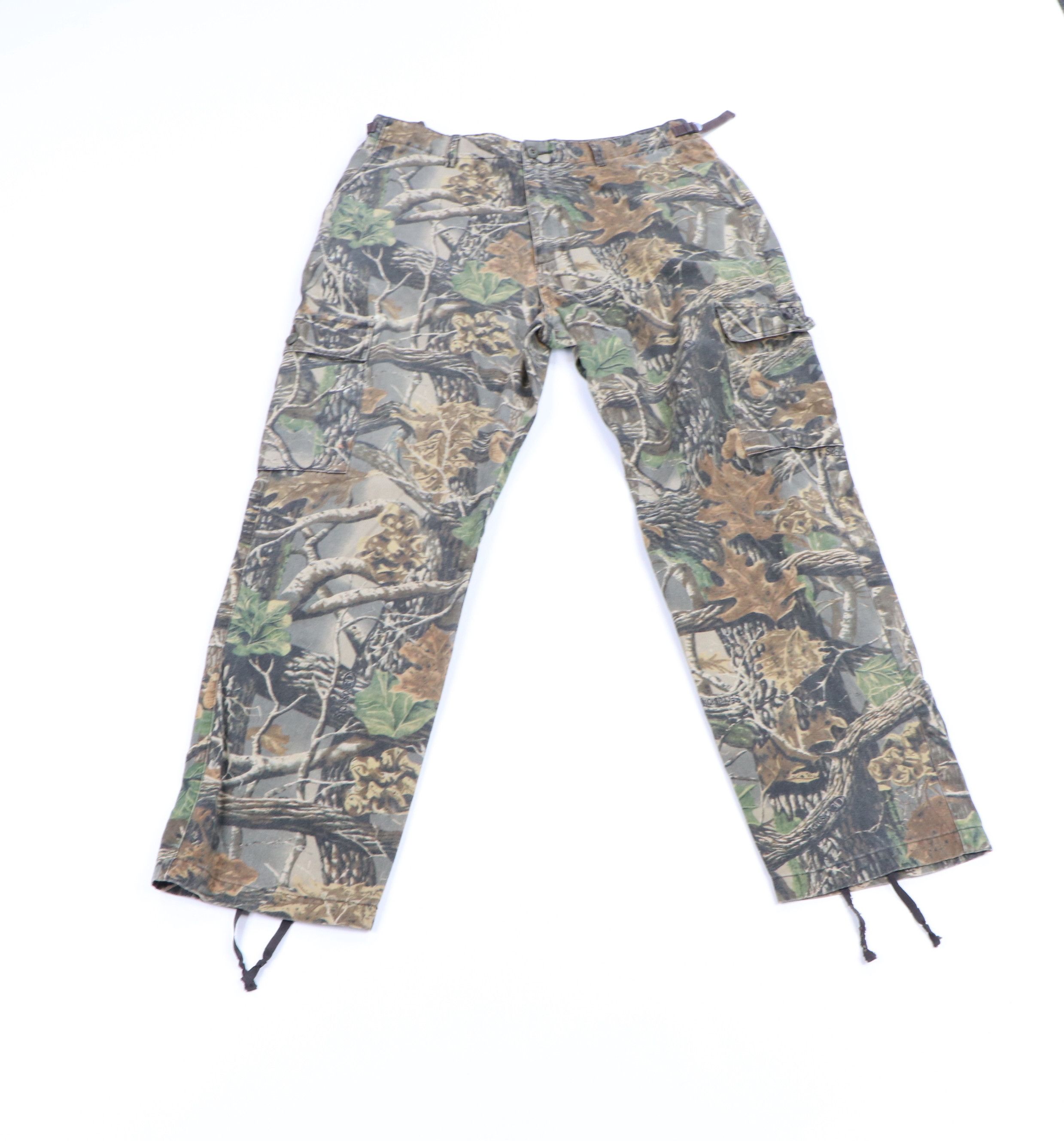Cabelas × Vintage Vintage Cabelas Seclusion 3D Camouflage Tie Cuff ...