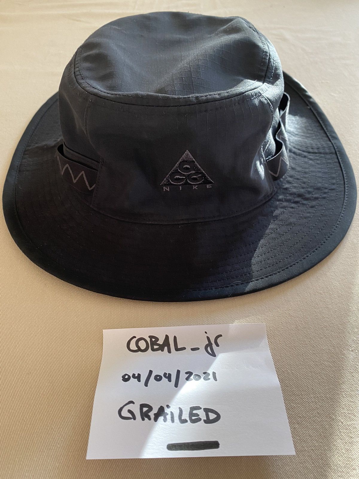 Nike Nike ACG Bucket Hat NEW Sz M/L NEW | Grailed