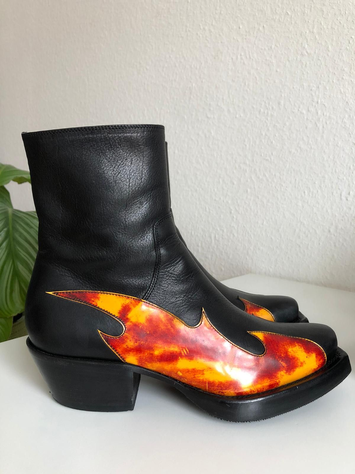 Vetements Vetements Flame Leather ankle boots 40 Shoes 100 Vetements Vetements Flame Leather ankle boots 40 Shoes 100