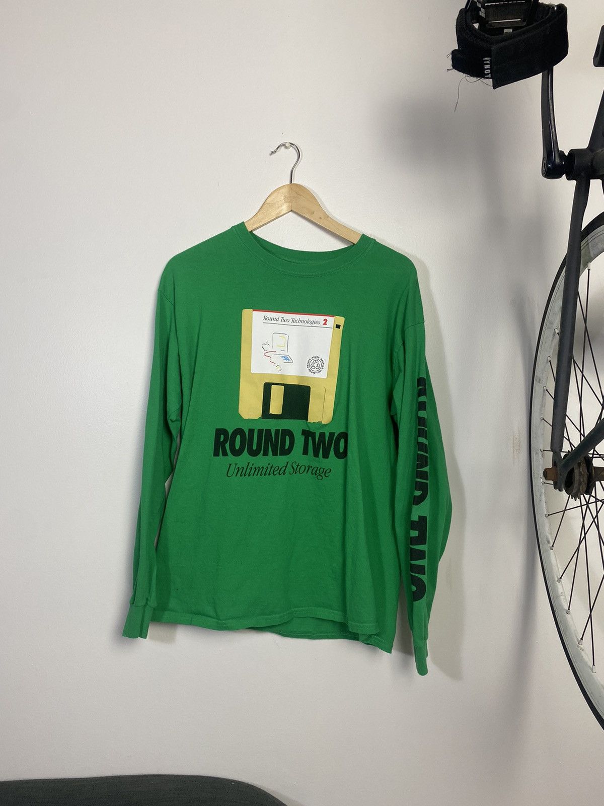 Round Two 2018 Round Two Merch | Grailed